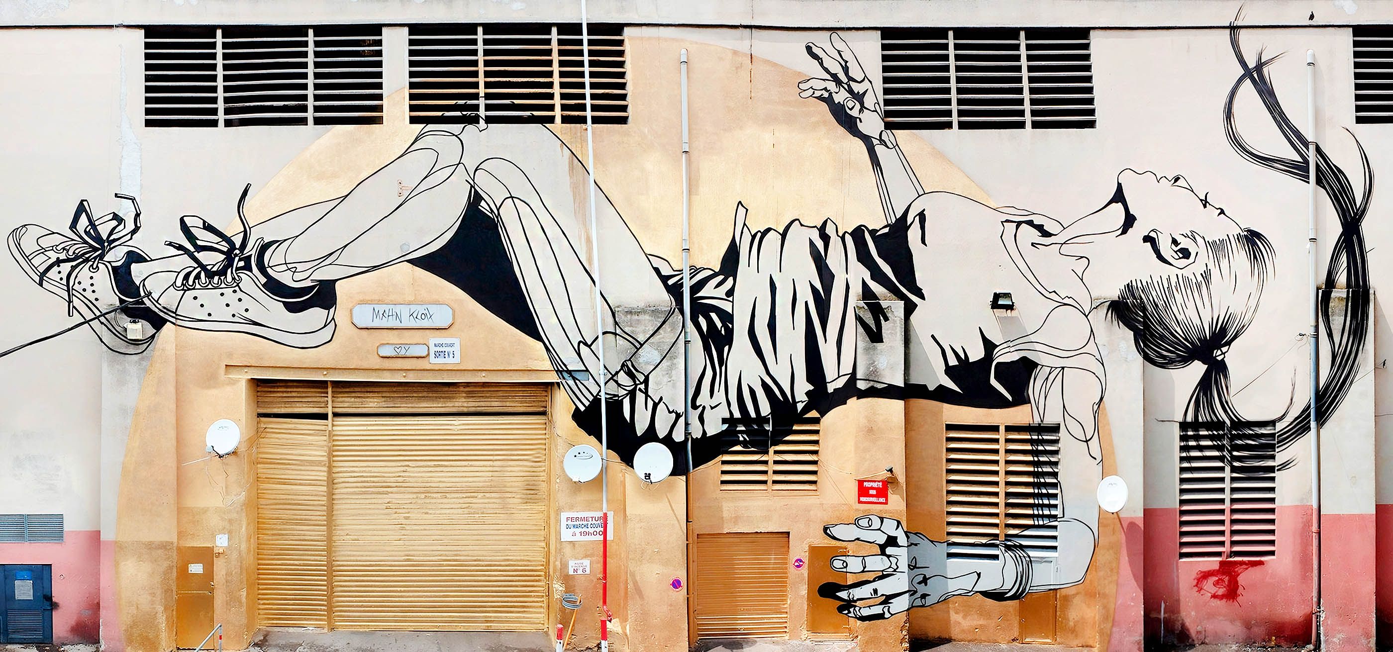 Urbaneez | Mahn Kloix | Artist from Paris | Buy Street Art Online